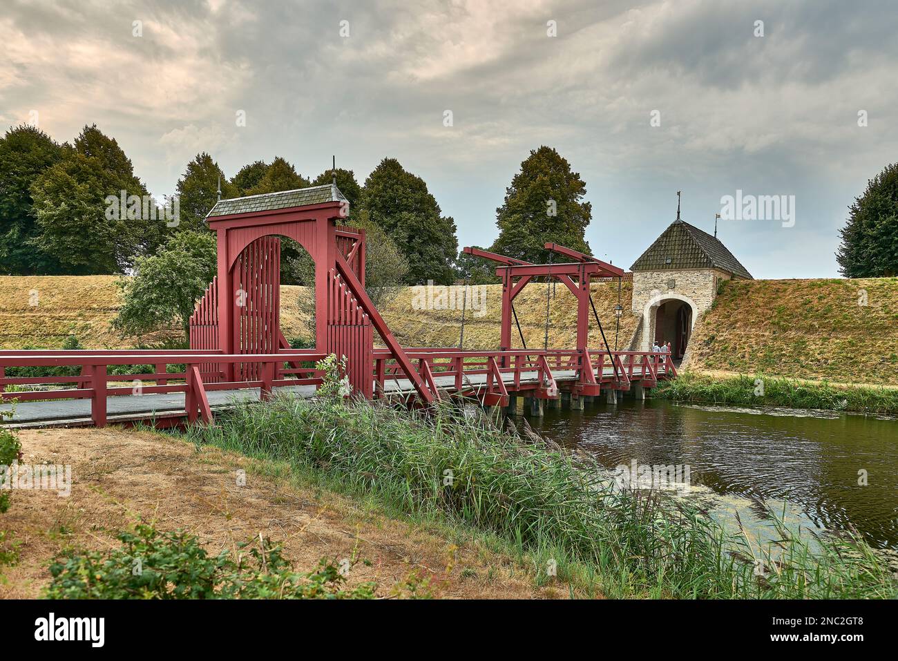 idyllic dutch fortress village of bourtange in summer Stock Photo - Alamy