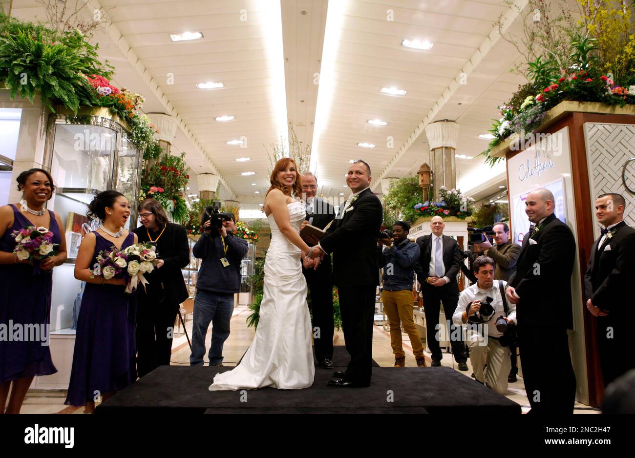 Santina Bowers and Moise Naolo get married on the main aisle at Macy's ...