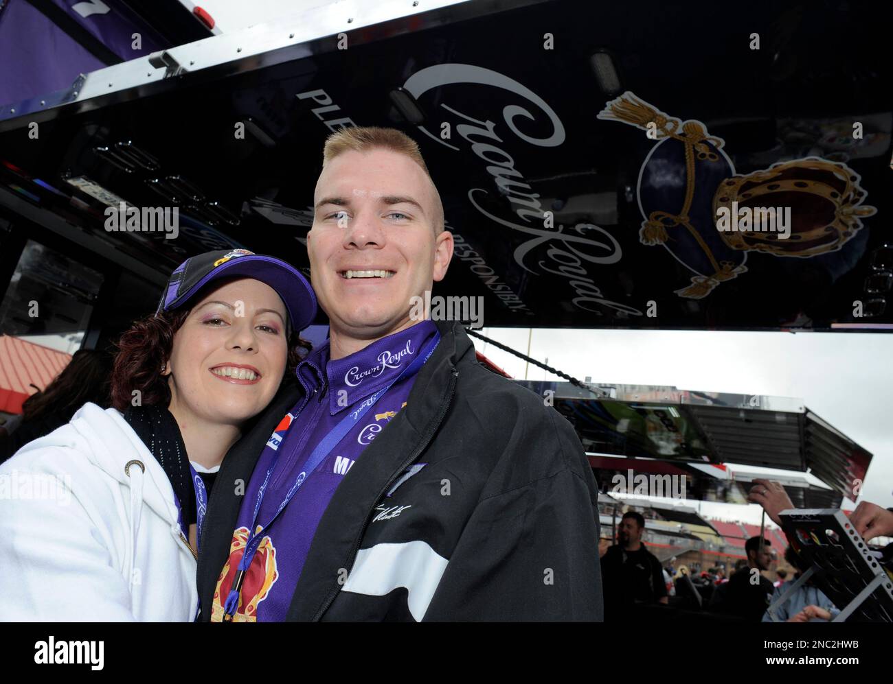 Matthew Hansen, right, and his wife Stefanie Hansen, pose in front of ...