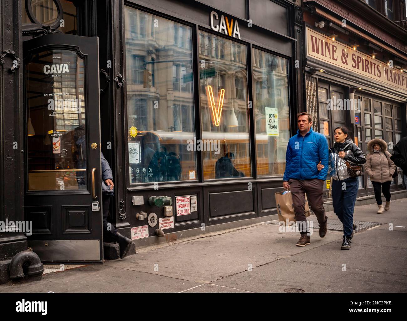 A branch of the Cava Grill chain of fast-casual restaurants in the ...