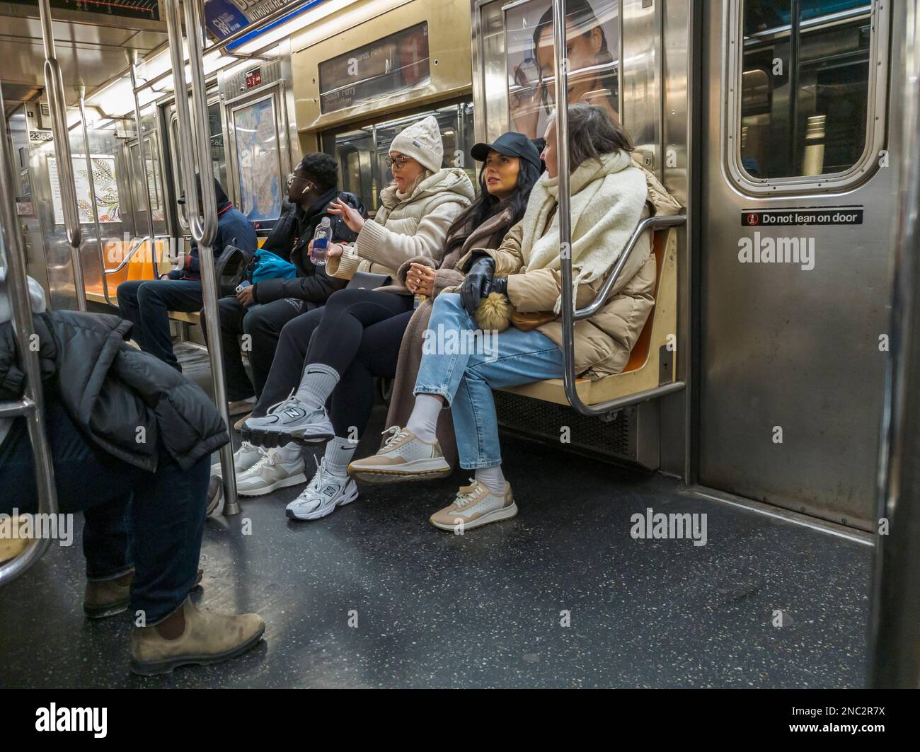 Weekend subway ridership in New York on Sunday, February 5, 2023 ...
