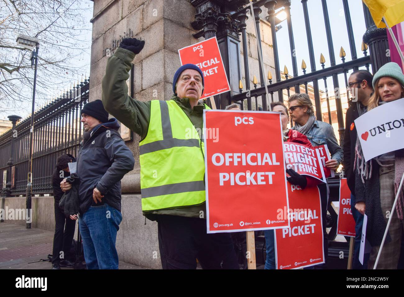 Official picket placard hi-res stock photography and images - Alamy