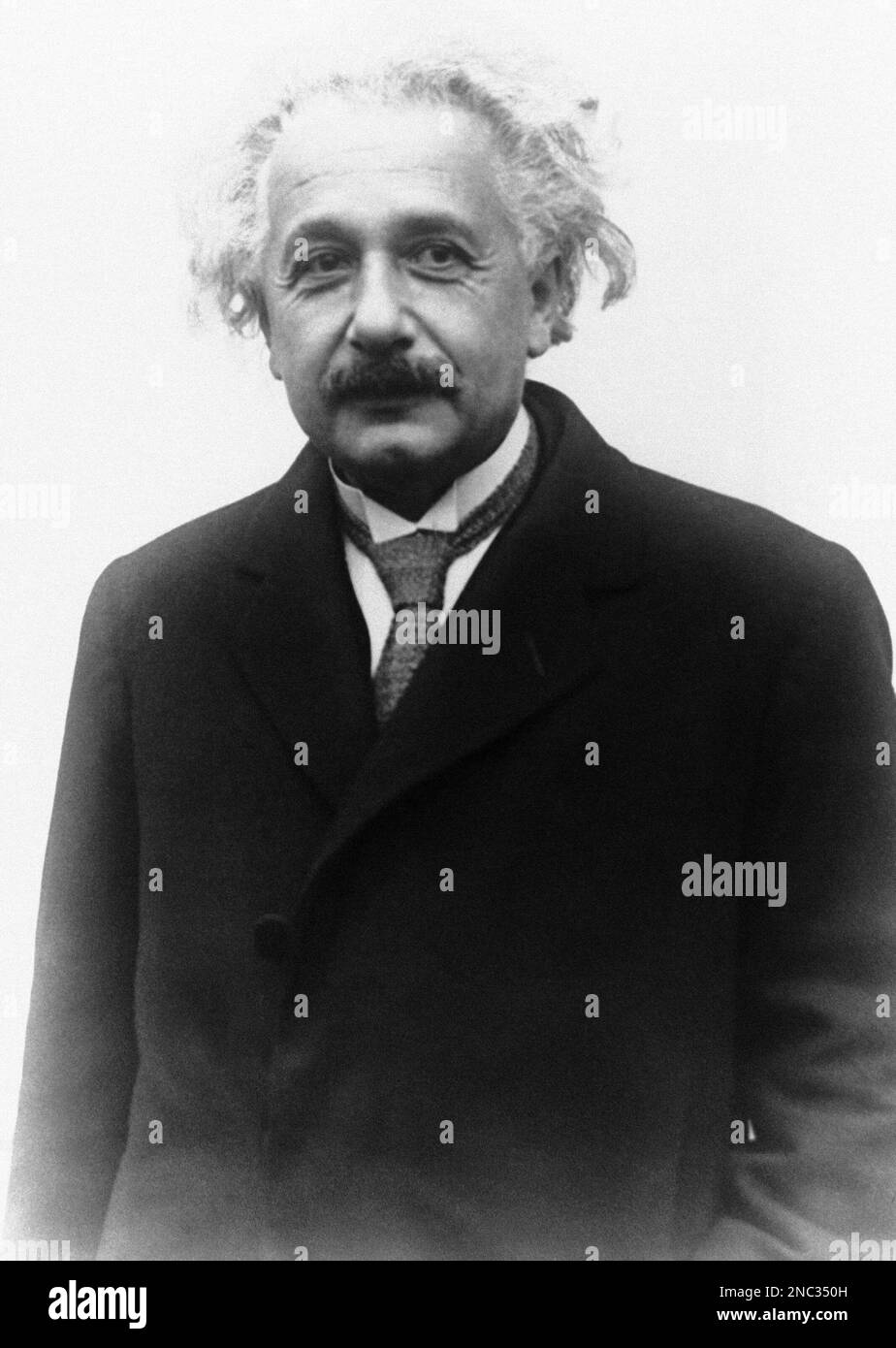 Professor Albert Einstein portrait circa 1930. (AP Photo Stock Photo ...