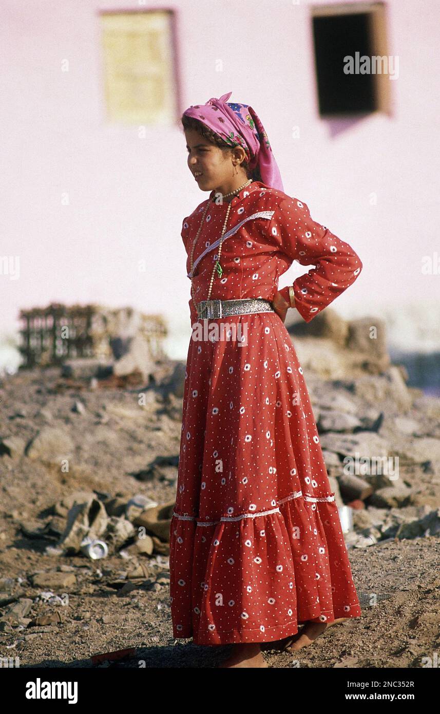 Beduins of the Nuweiba Tarabin tribe on the Sinai coast in Nuweiba ...