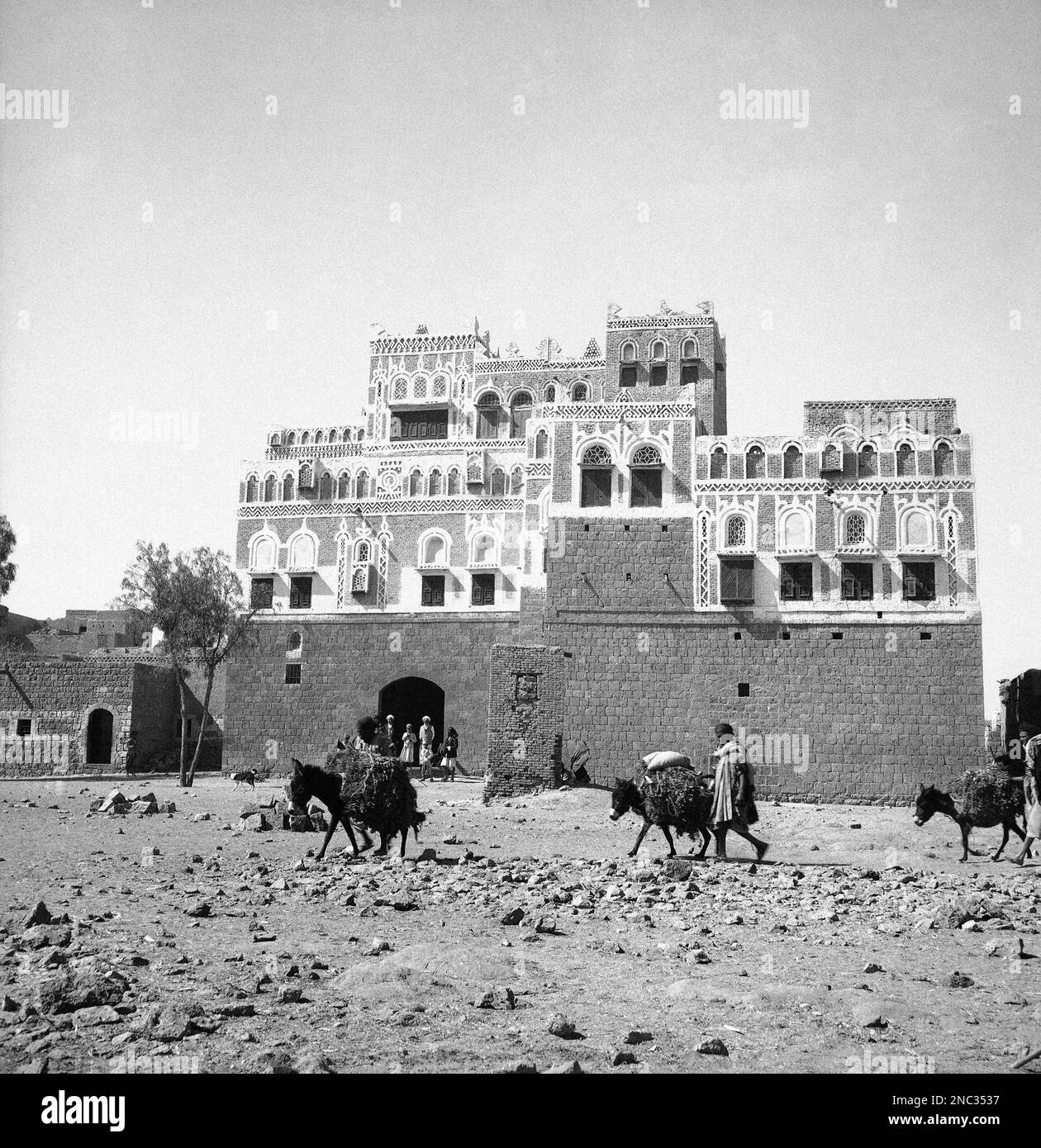 A house in Dhamar, capital of Yemen on April 22, 1957, in the time ...