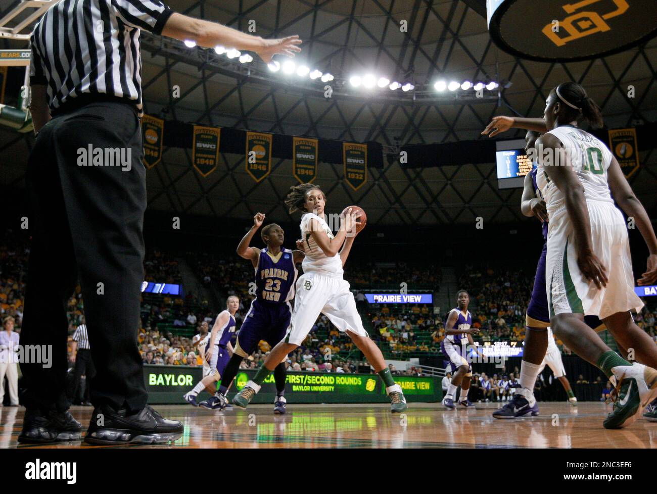 Baylor center Brittney Griner, right center, and Prairie View A&M guard ...