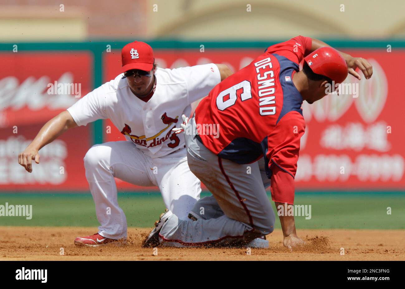 Washington Nationals' Ian Desmond (6) is tagged out by St. Louis ...