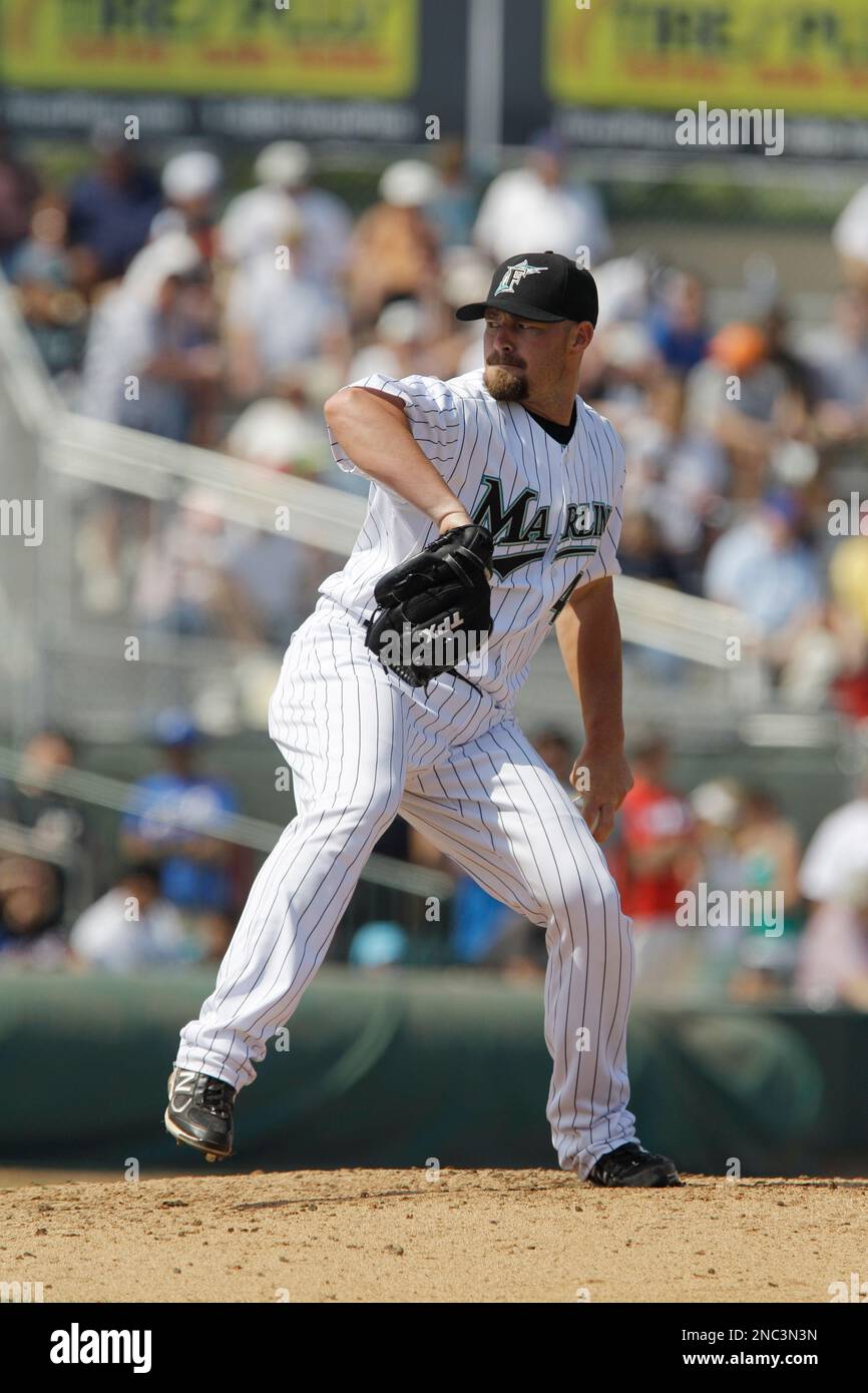 Florida Marlins relief pitcher Mike Dunn (40) during a spring training ...