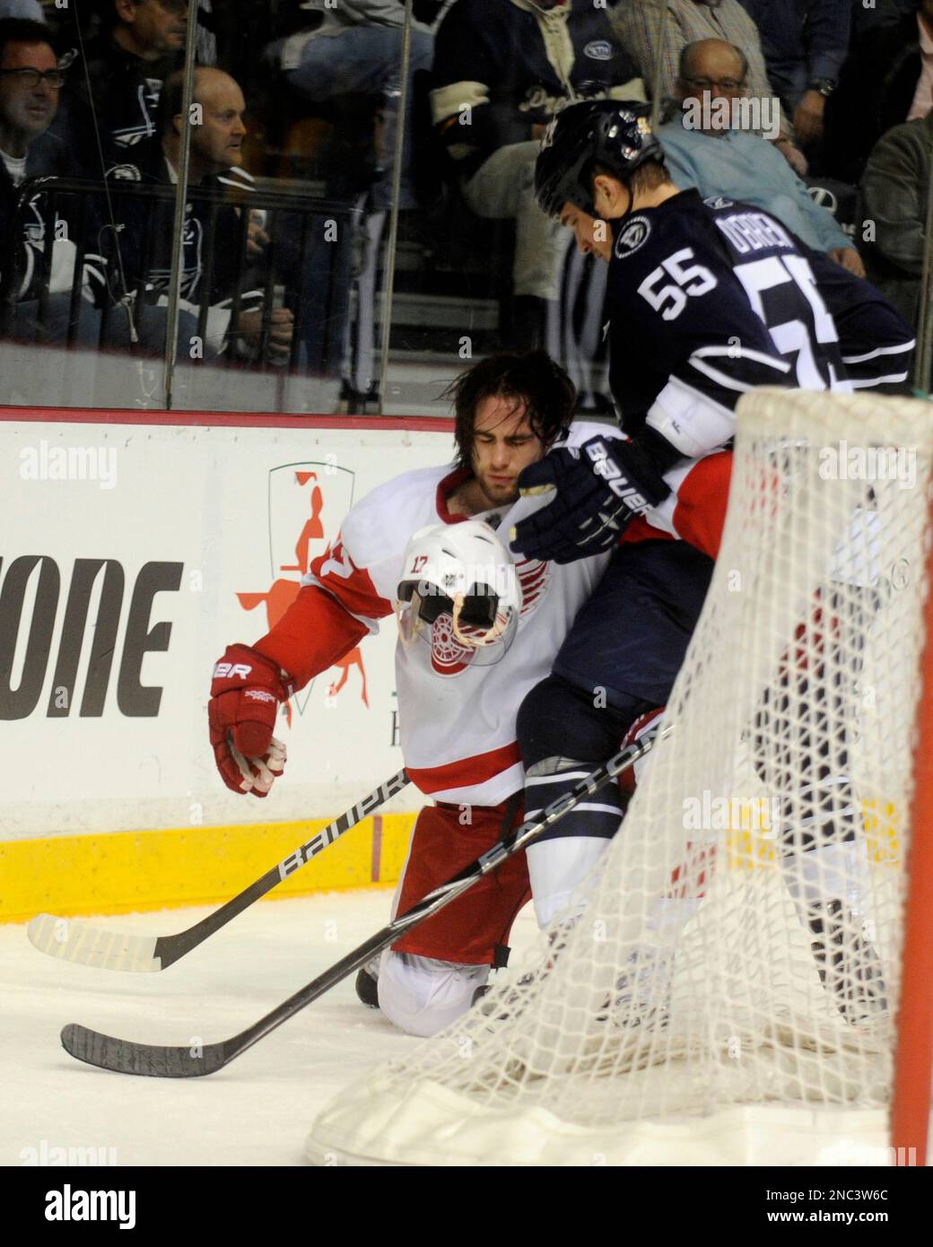 Detroit Red Wings right wing Patrick Eaves (17) has his helmet taken ...
