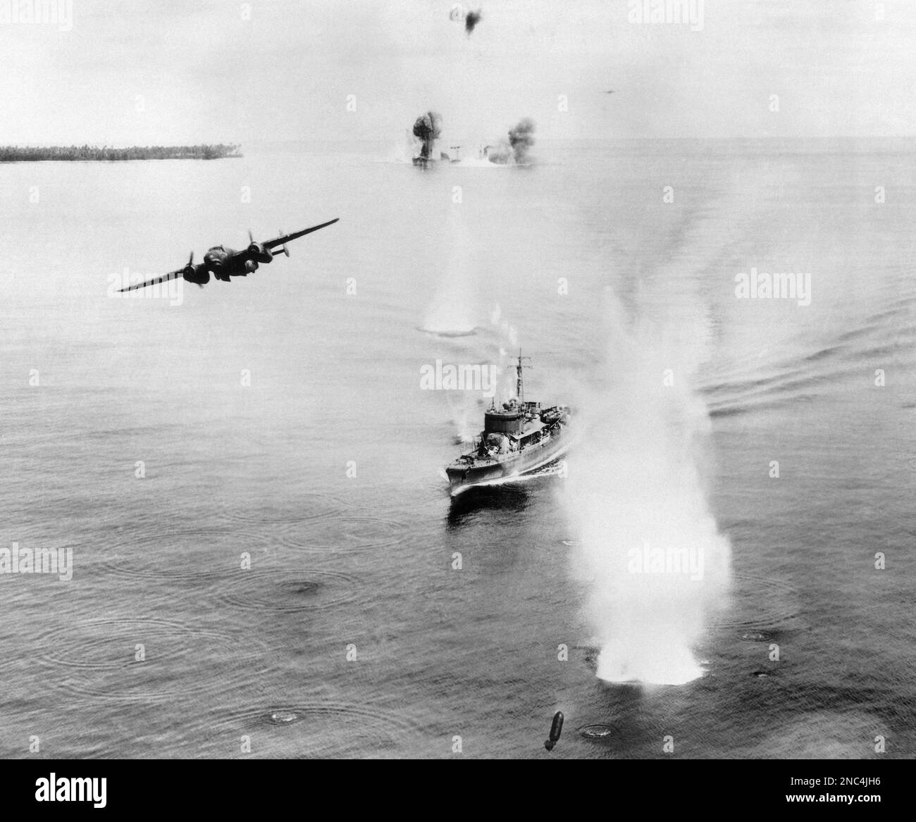 Planes of the Far East Air Forces attack a Japanese convoy off Kavieng ...