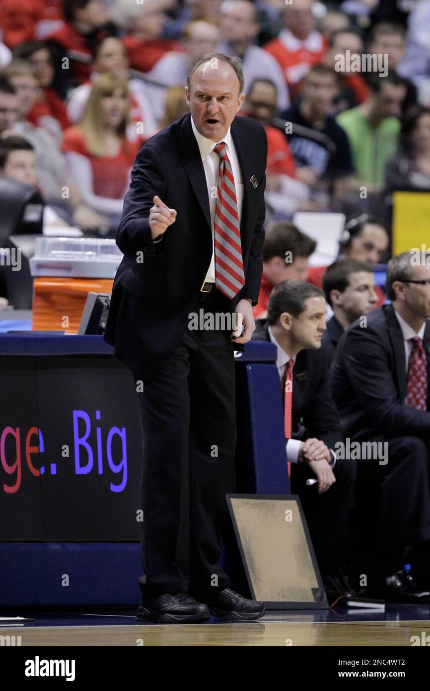 Ohio State head coach Thad Matta in the first half of an NCAA college ...