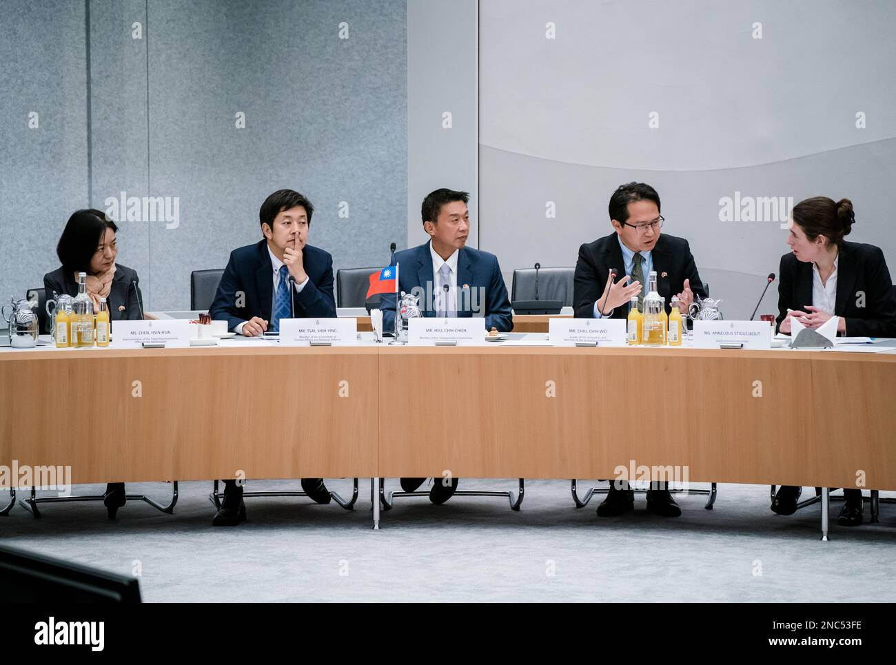 THE HAGUE - (VLNR) Chen Hsin Hsin (Embassy), Tsai Shih-Ying (Foreign ...