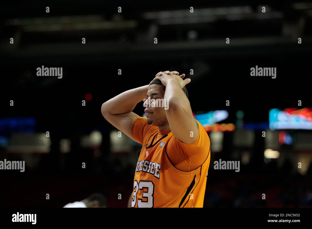 Tennessee center Brian Williams (33) reacts after losing to Florida ...