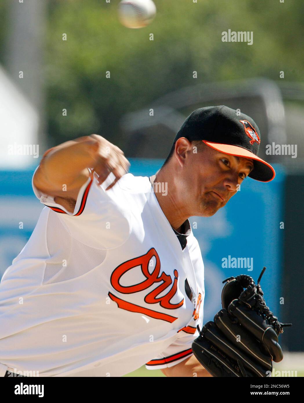 Baltimore Orioles pitcher Jeremy Guthrie (46) throws to Philadelphia ...