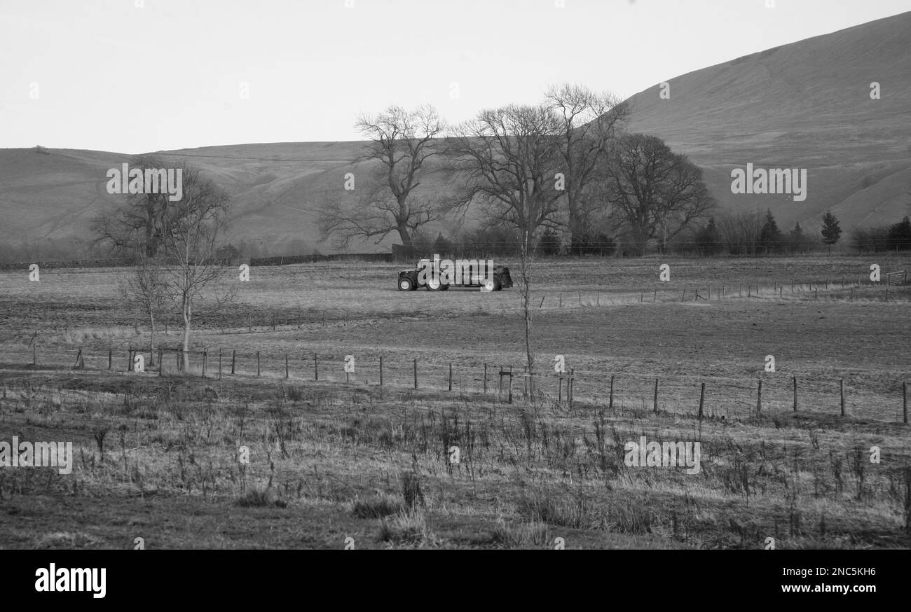 Muck spreading england uk Black and White Stock Photos & Images - Alamy