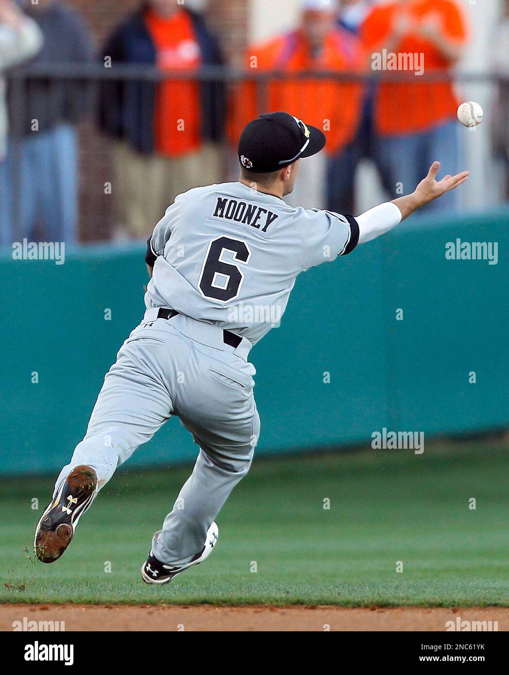 South Carolina's Peter Mooney bobbles a catch in the eighth inning ...