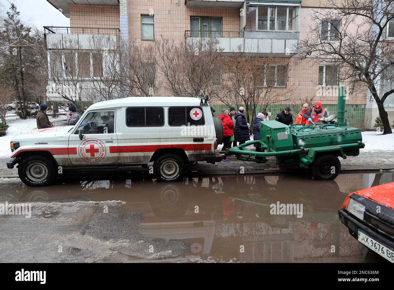 Ukrainian red cross hi-res stock photography and images - Alamy