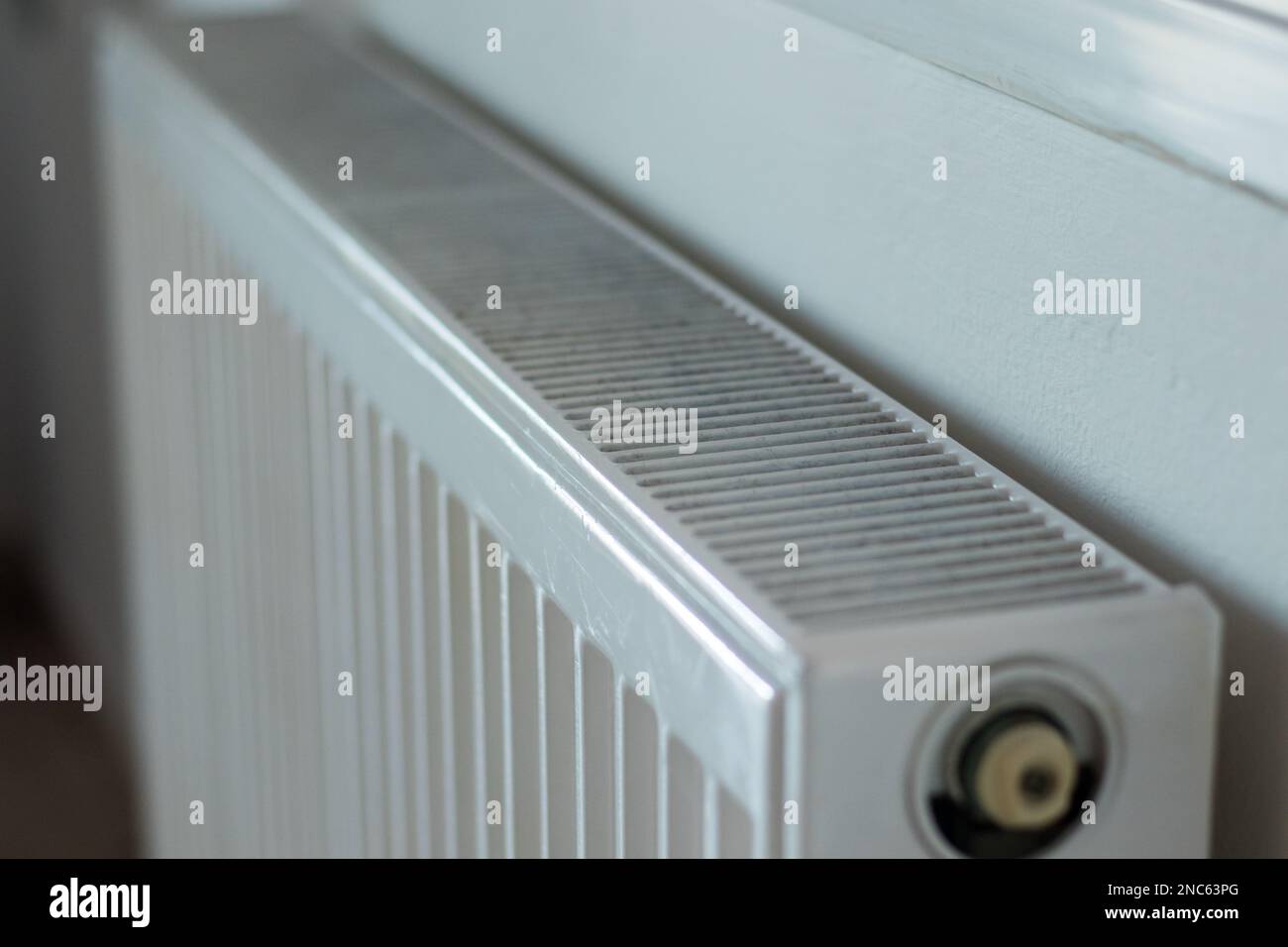 Radiator pipes hi-res stock photography and images - Alamy