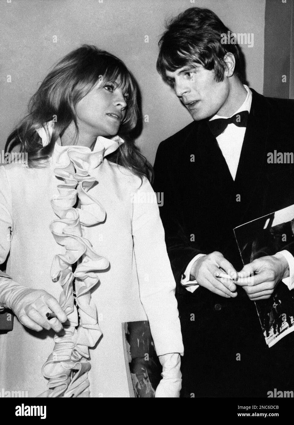 English actress Julie Christie arrives for Hollywood premiere of “Dr ...