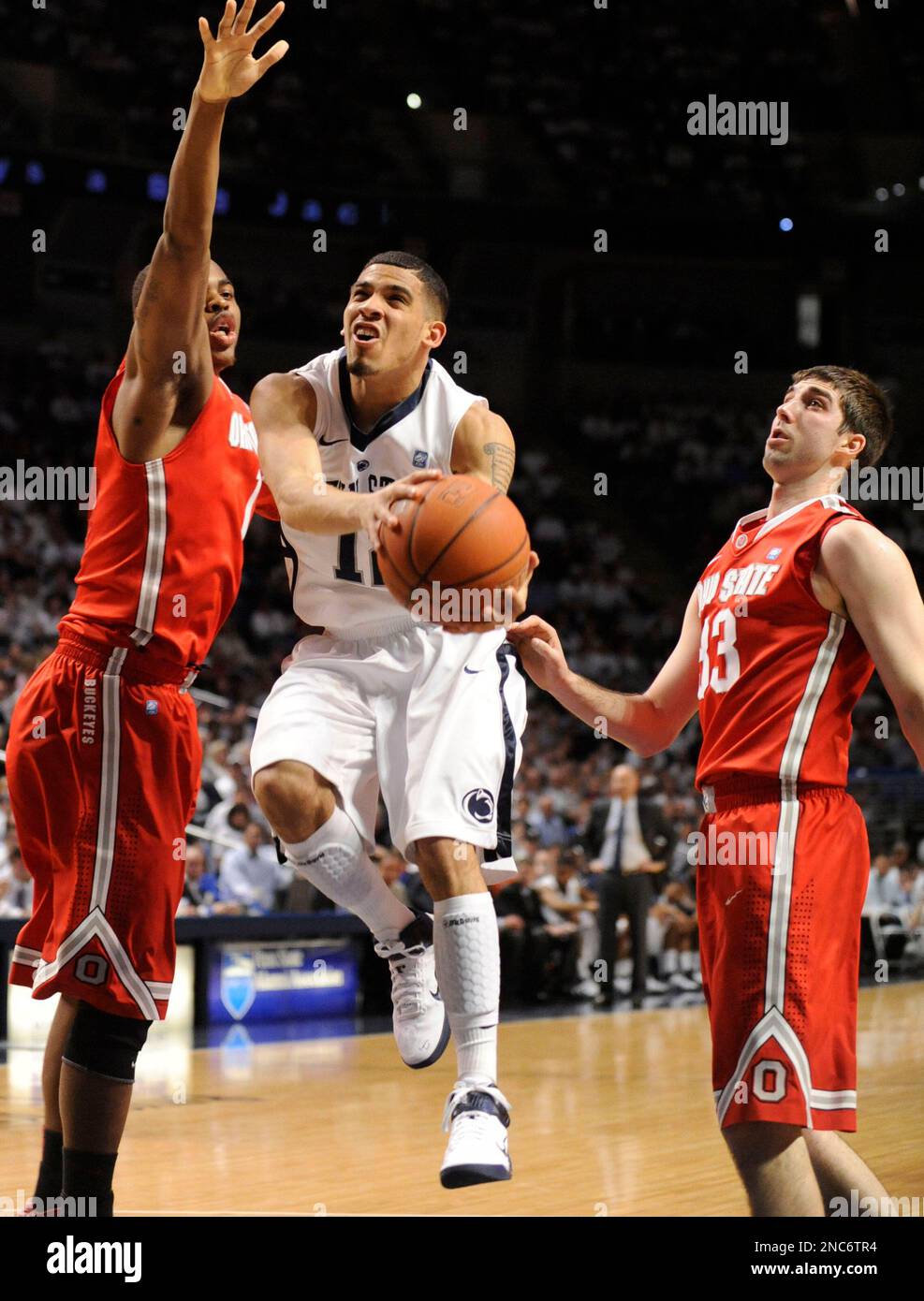 Penn State's Talor Battle drives to the basket past Ohio State's ...