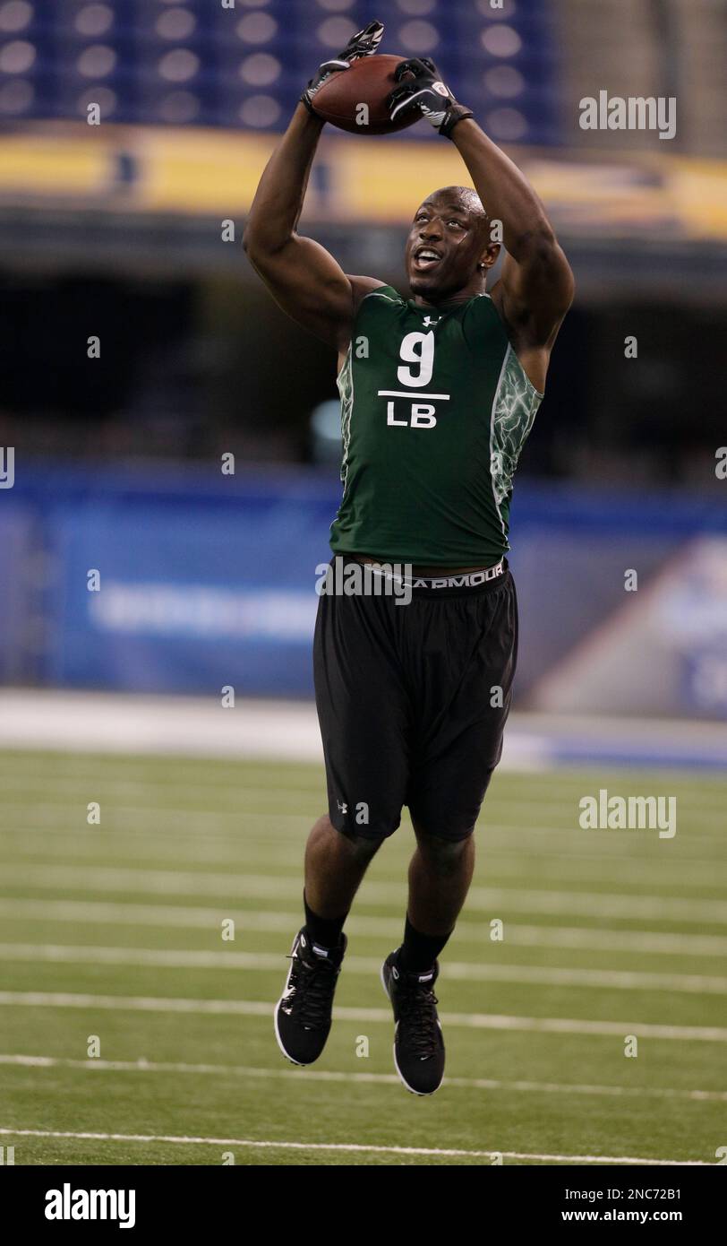Georgia linebacker Justin Houstonruns a drill during the NFL football ...