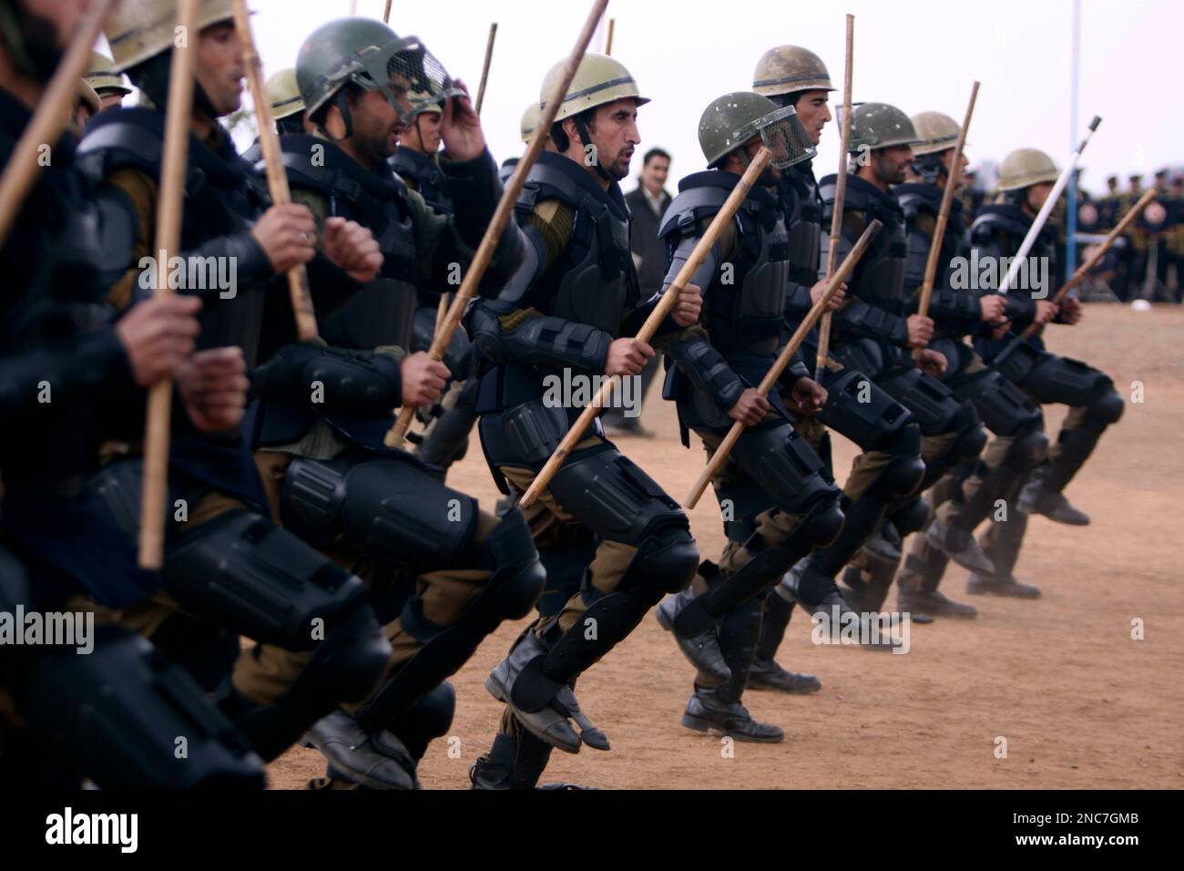 Jammu and Kashmir police officers in specially designed combat uniforms ...