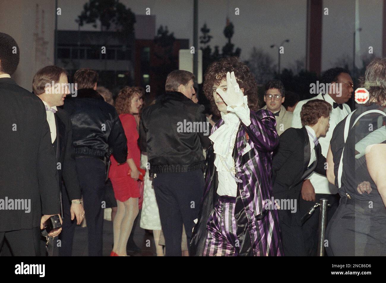 Singer Prince arrives for the American Music Awards in Los Angeles, Jan ...
