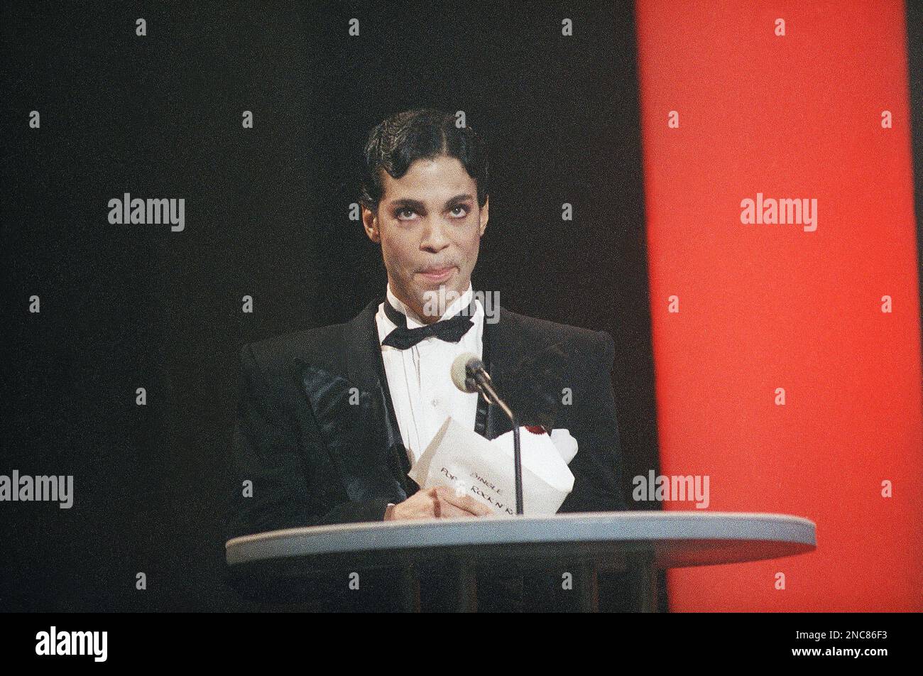 Rock singer Prince speaks at the American Music Awards,, Jan. 27, 1986 ...