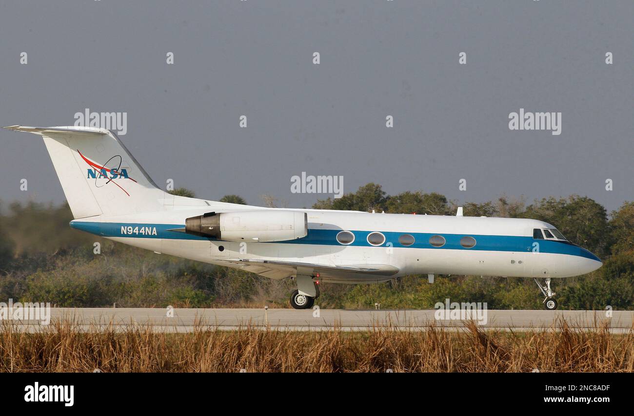 NASA's Grumman Gulfstream II Shuttle Training Aircraft at Kennedy Space ...