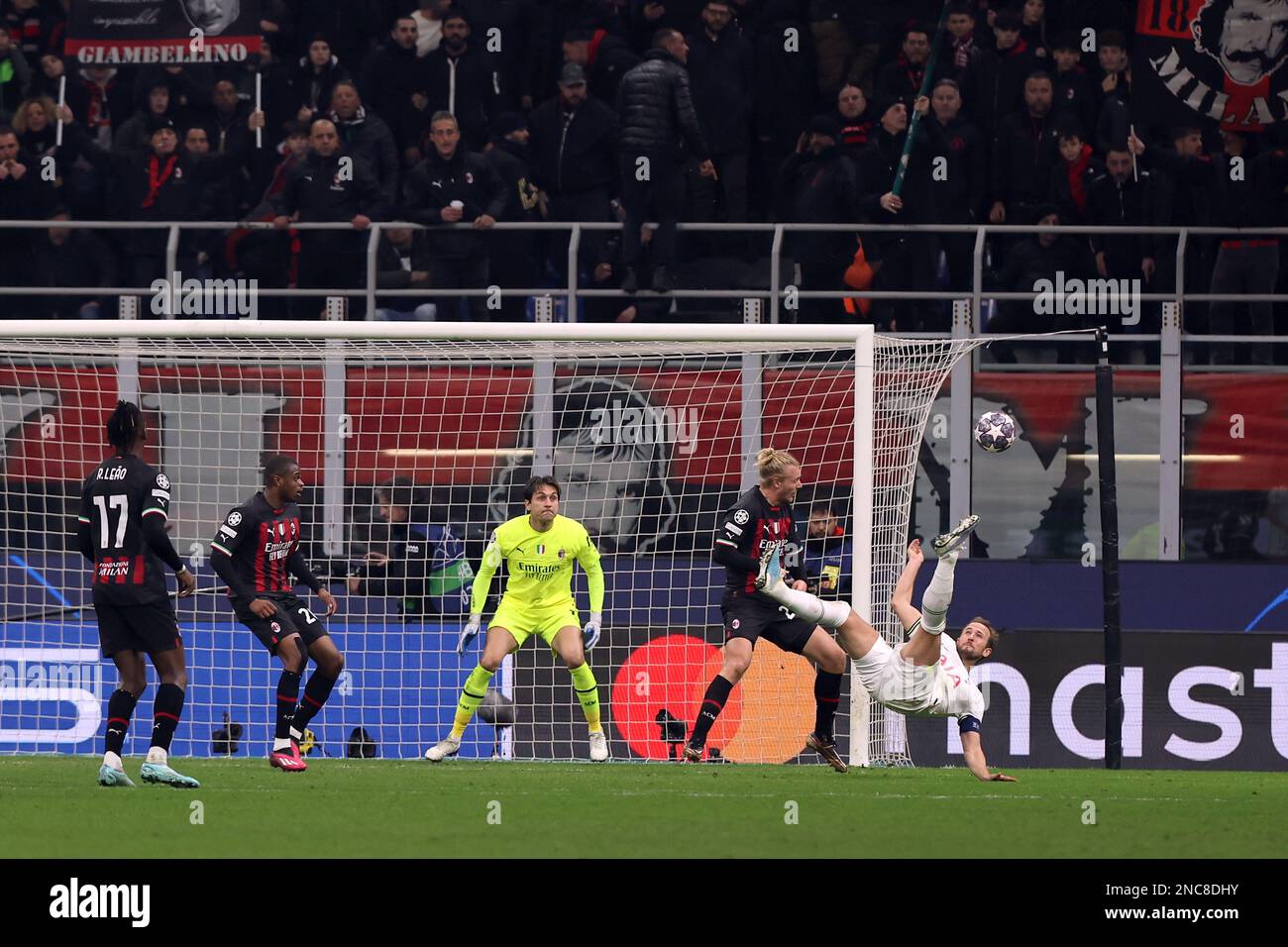 Tottenham Hotspur's Harry Kane attempts an overhead kick during the ...