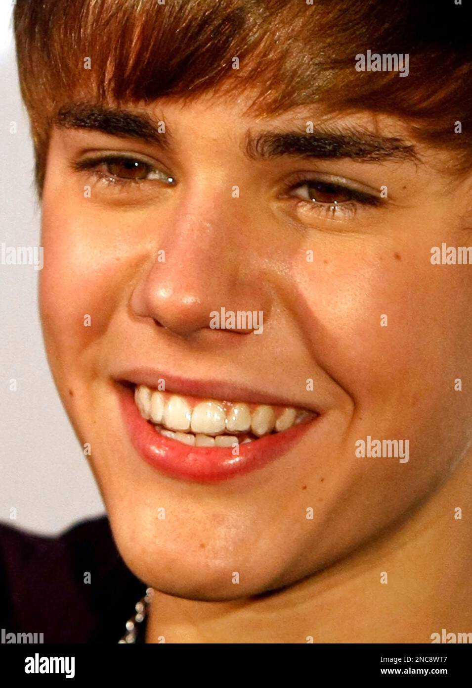 Justin Bieber Without Teeth And Eyebrows