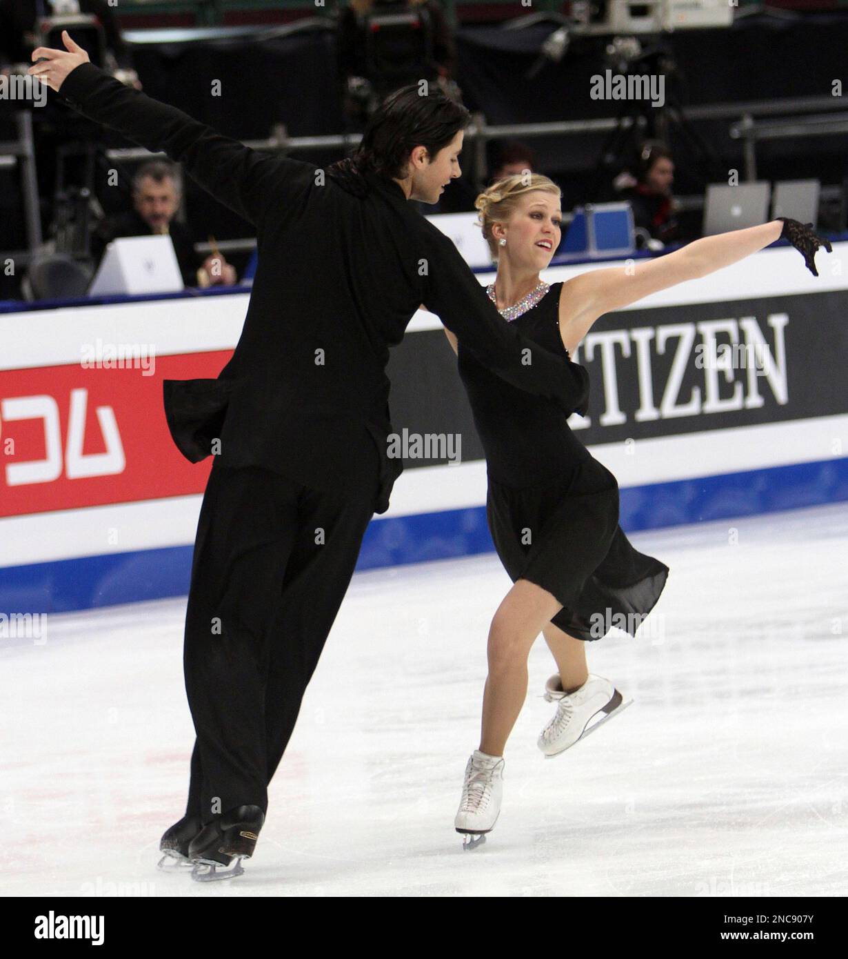 Canada's Kaitlyn Weaver and Andrew Poje perform during the ice dance ...