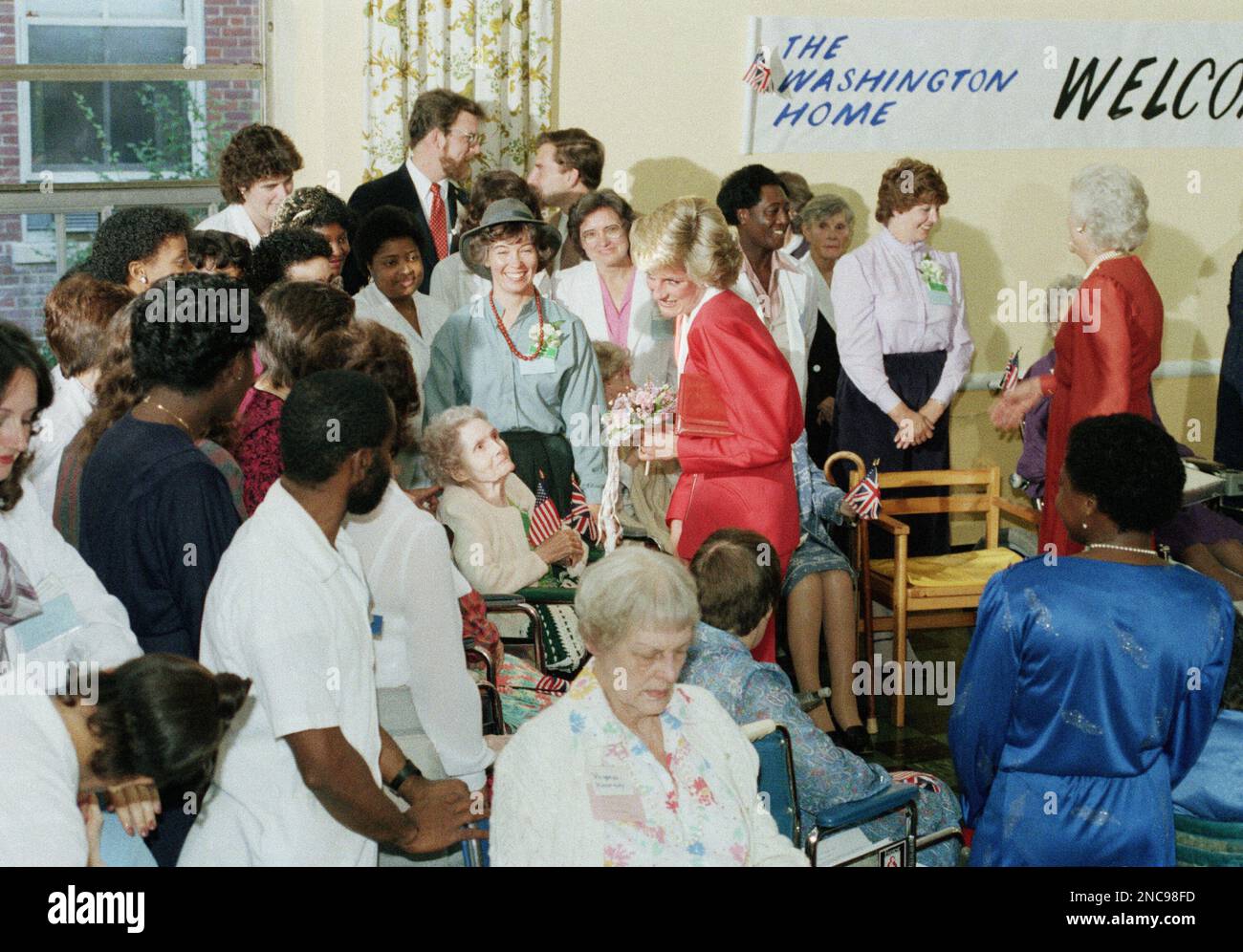Diana Princess of Wales greets residents and staff of Washington home ...