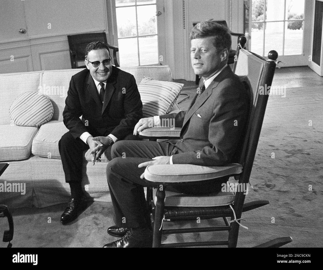 Mohsin A. Alaini, new ambassador of Yemen Arab Republic, talks with ...