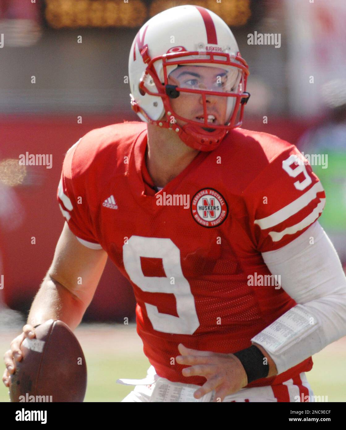 FILE - In this Sept. 22, 2007 photo, Nebraska quarterback Sam Keller ...