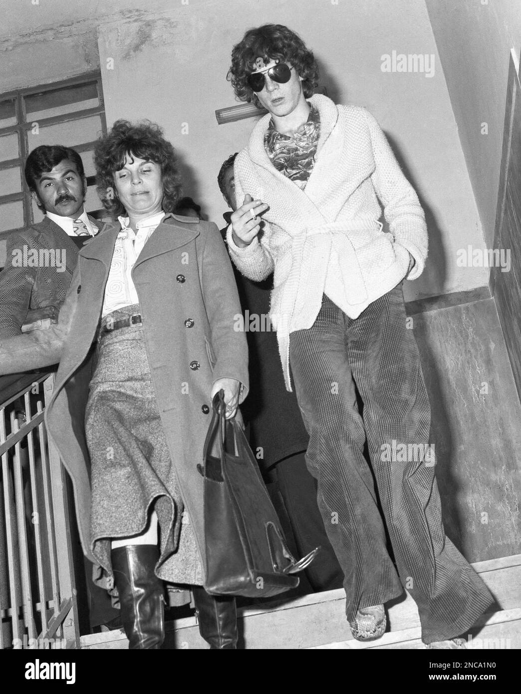 John Paul Getty III and his mother Gail Harris descend staircase of ...