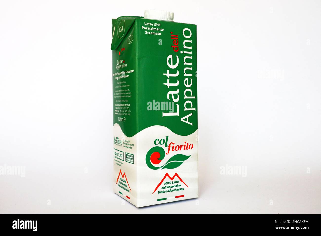 Colfiorito Pasteurized Low Fat Milk from the Umbro-Marche Appennines ...
