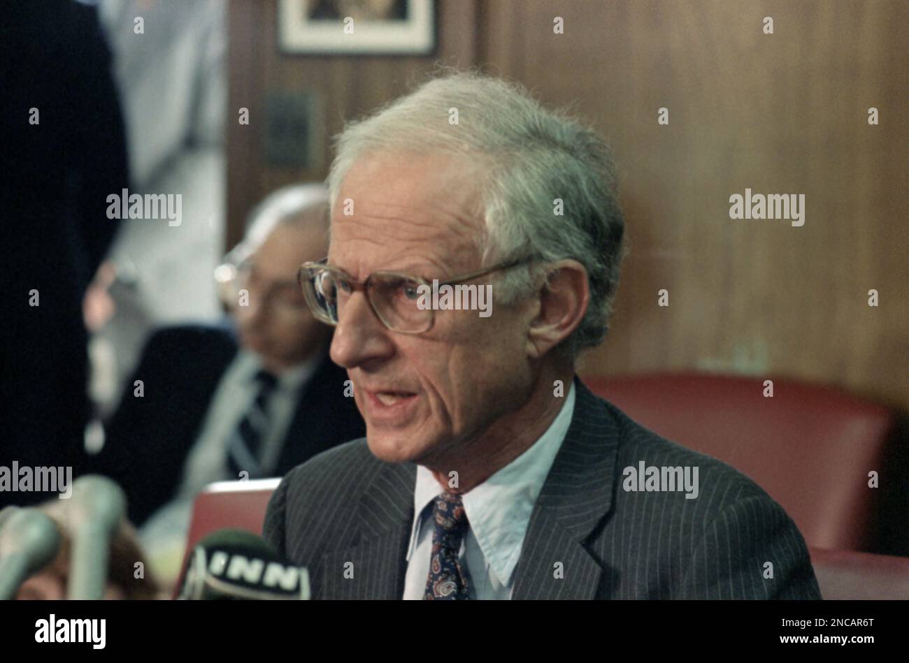 Manhattan District Attorney Robert Morgenthau, at news conference in ...