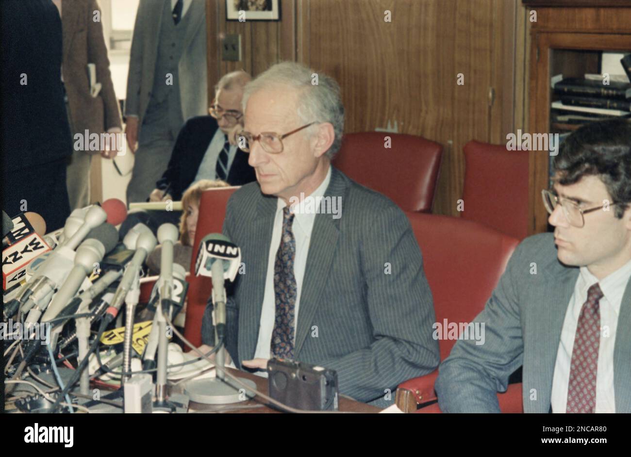 Manhattan District Attorney Robert Morgenthau, with Gregory Waples ...