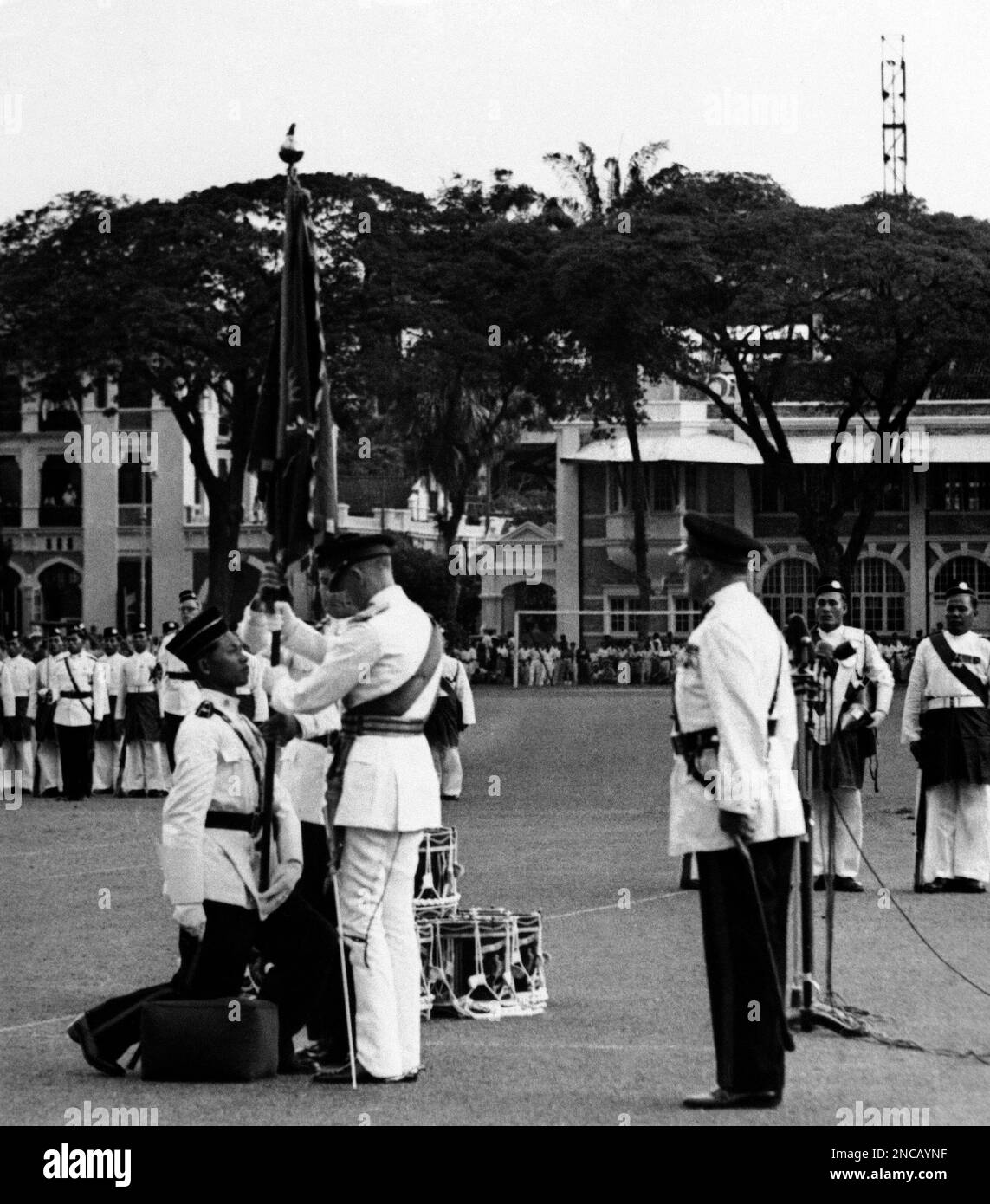 The 4th Battalion Malay Regiment received their regimental colour from ...