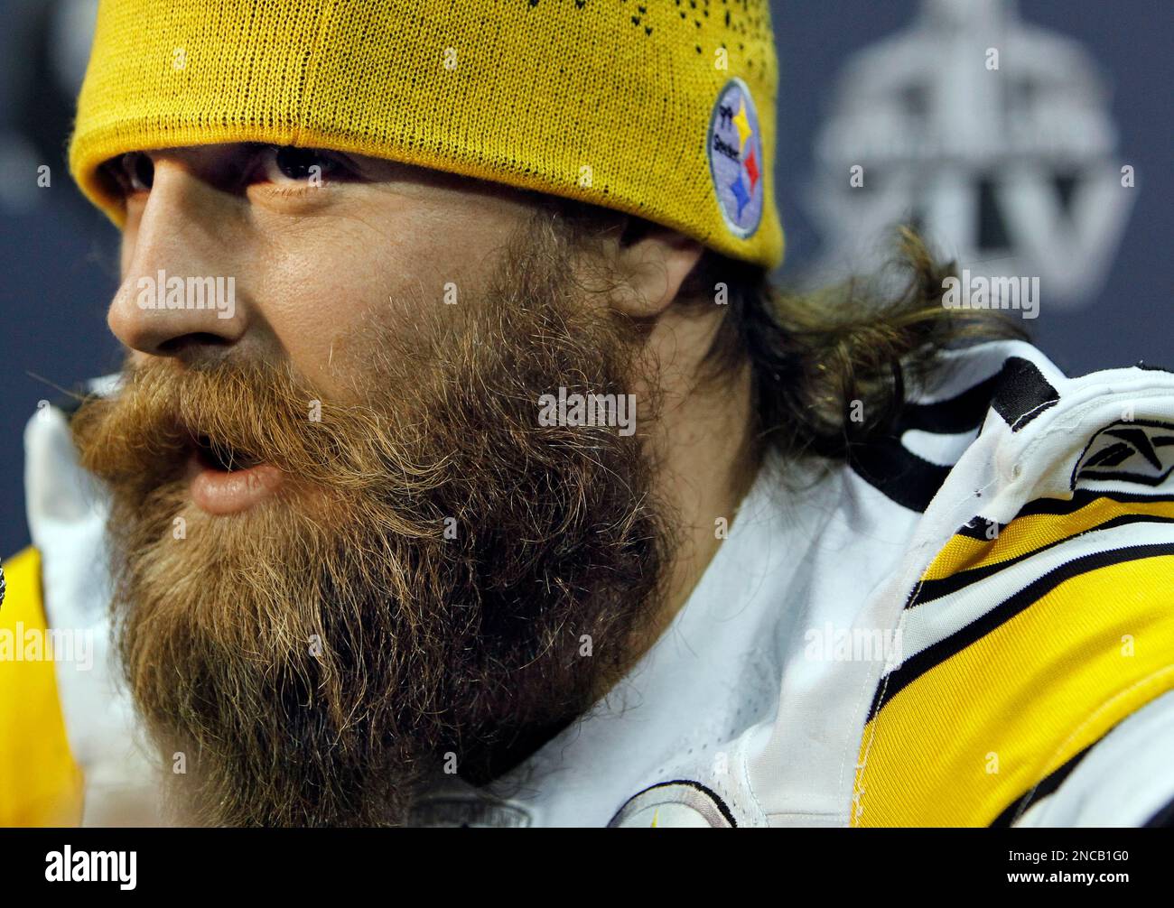 Pittsburgh Steelers defensive end Brett Keisel answers questions during ...