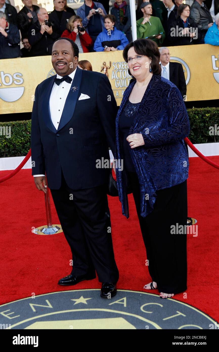 Phyllis Smith, right, and Leslie David Baker arrive at the 17th Annual ...