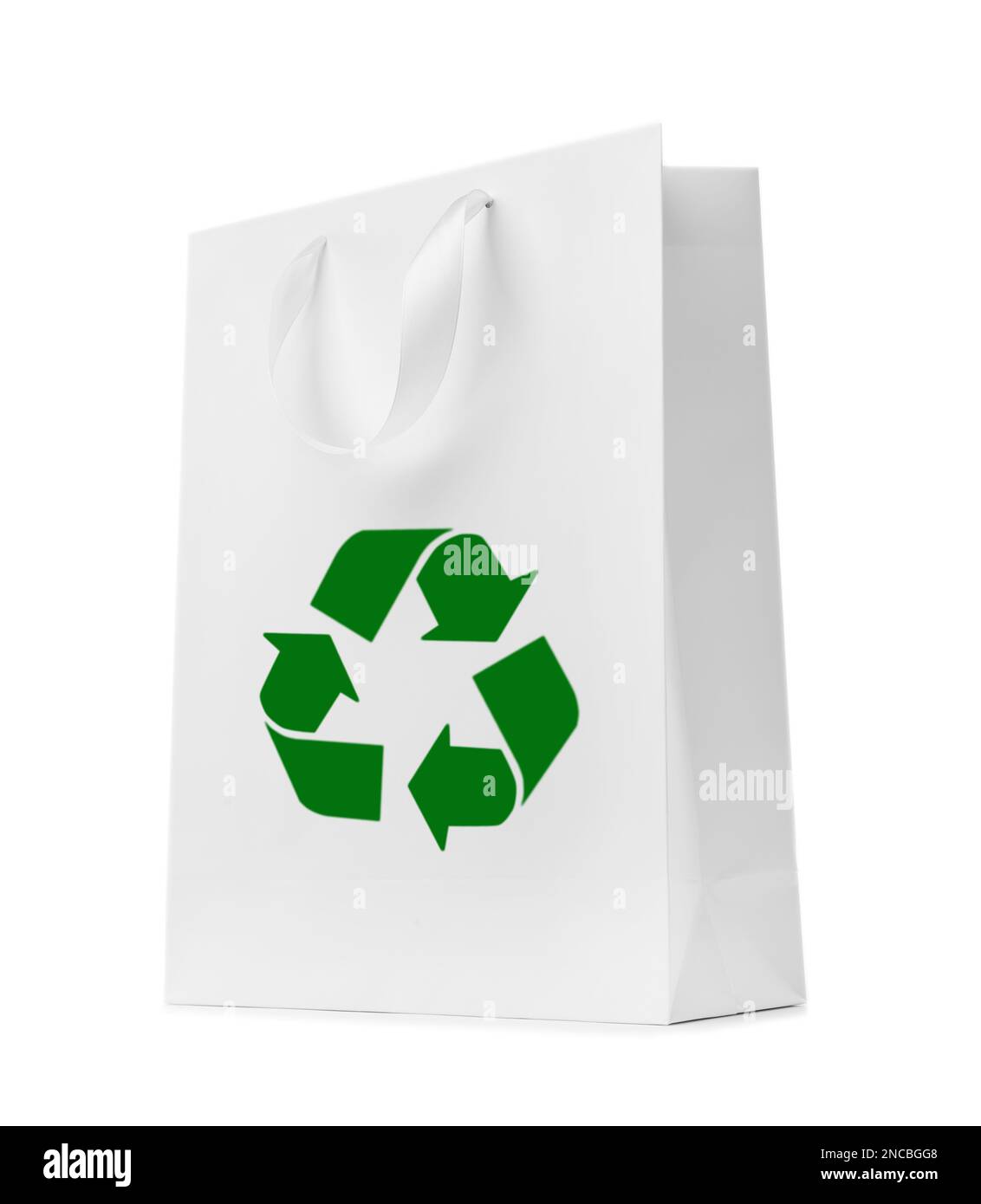 Paper shopping bag with recycling symbol on white background Stock ...