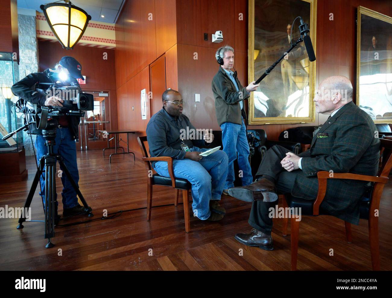 Barry Rosen, a former U.S. hostage taken in Iran in 1979, talks with ...