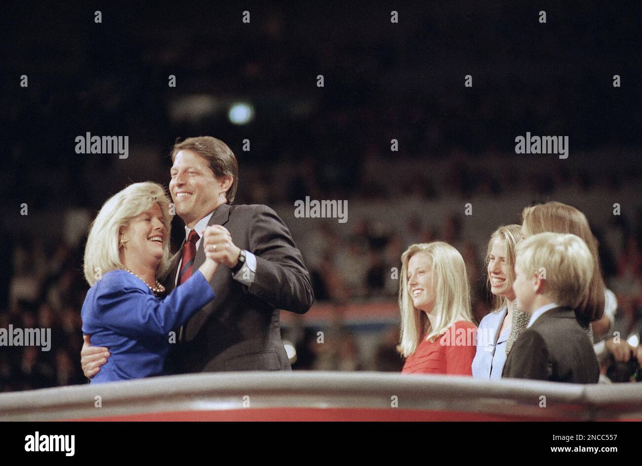 The Gore's dance at the Democratic National Convention in New York City ...