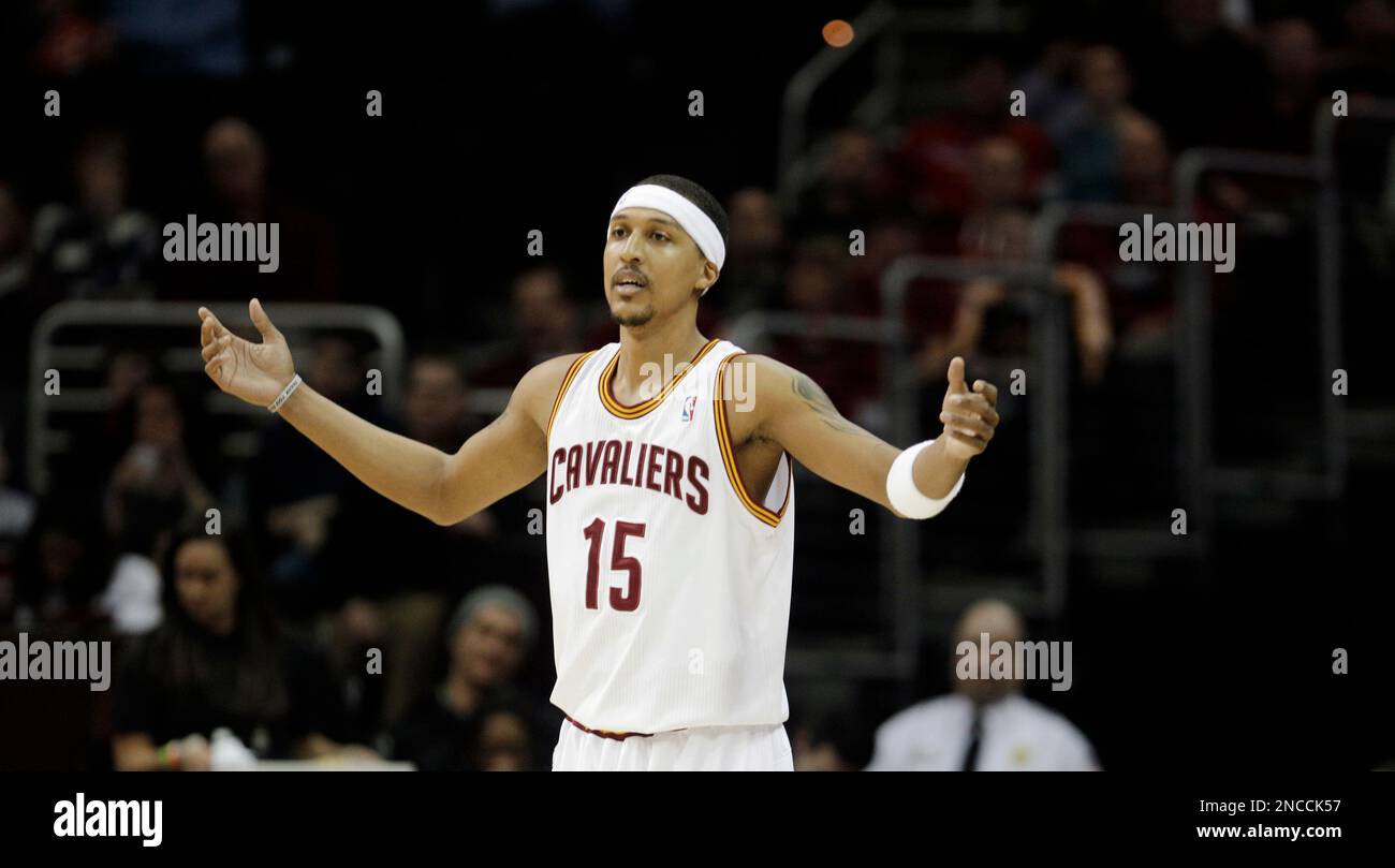 Cleveland Cavaliers' Jamario Moon (15) reacts in an NBA basketball game ...