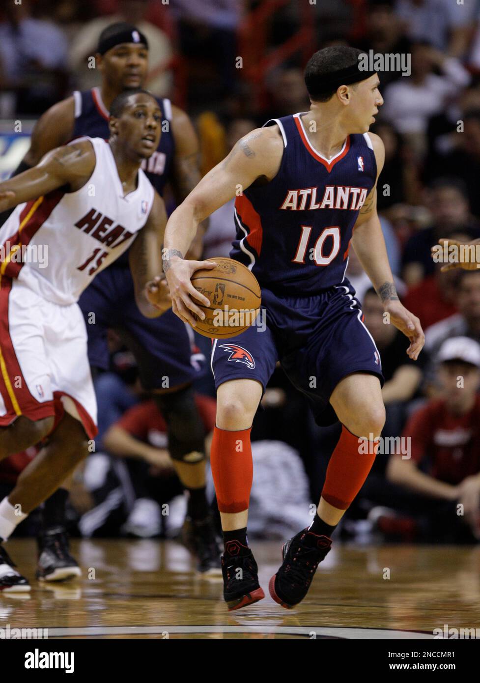Atlanta Hawks' Mike Bibby (10) is shown in action during an NBA ...