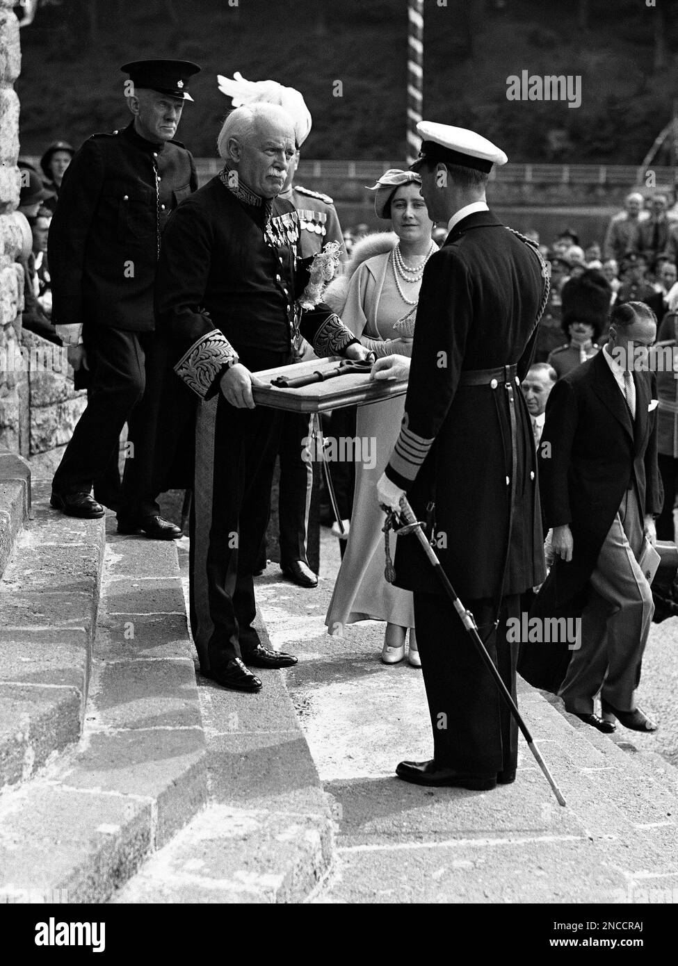 Britain's King George Vi and Queen Elizabeth concluded their two-day ...