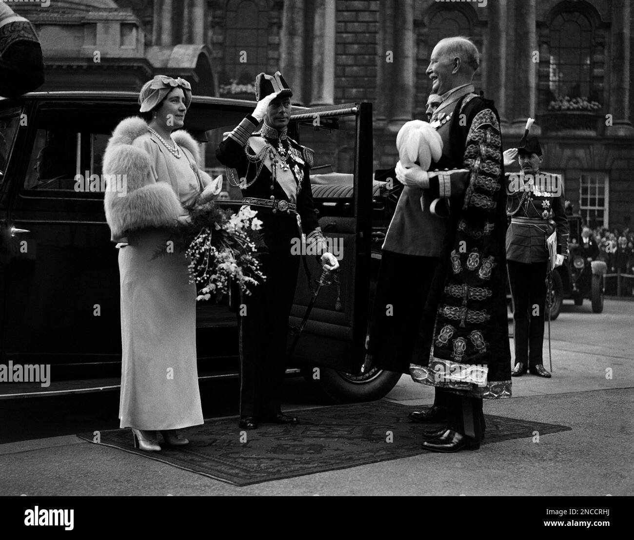 Britain's King George VI and Queen Elizabeth paid a lightning visit to ...