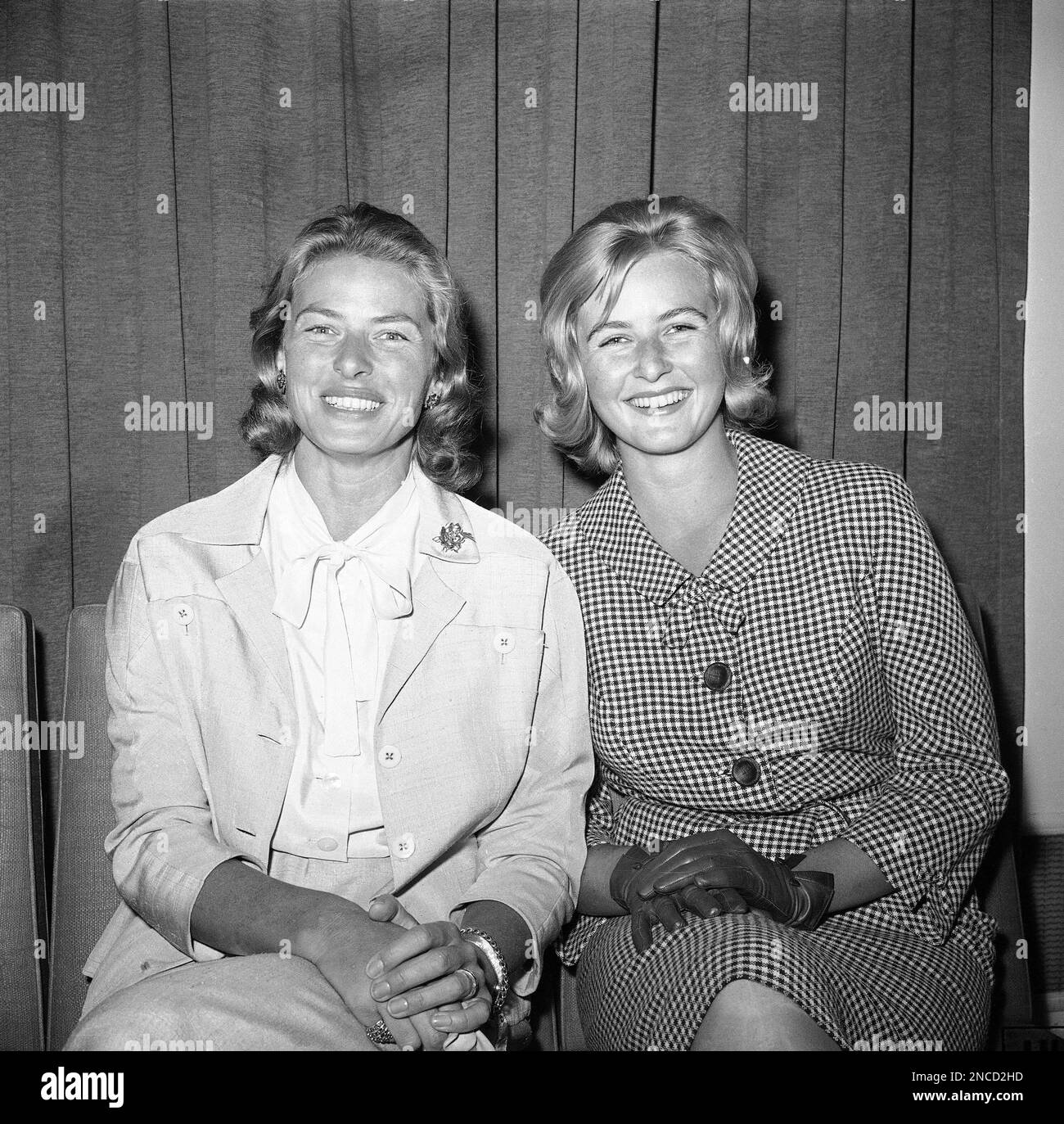 Actress Ingrid Bergman and her daughter, Jennie Lindstrom smile broadly ...